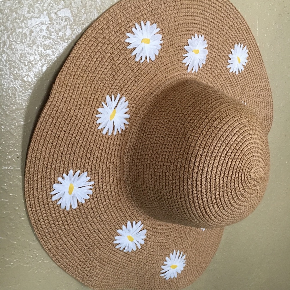 Boutique Daisy Embroidered Floppy Sun Hat - Gem